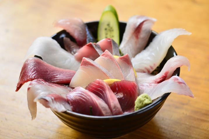 Natural Sand Bath Center 'Saraku' | Tourism spot | DISCOVER KAGOSHIMA ...